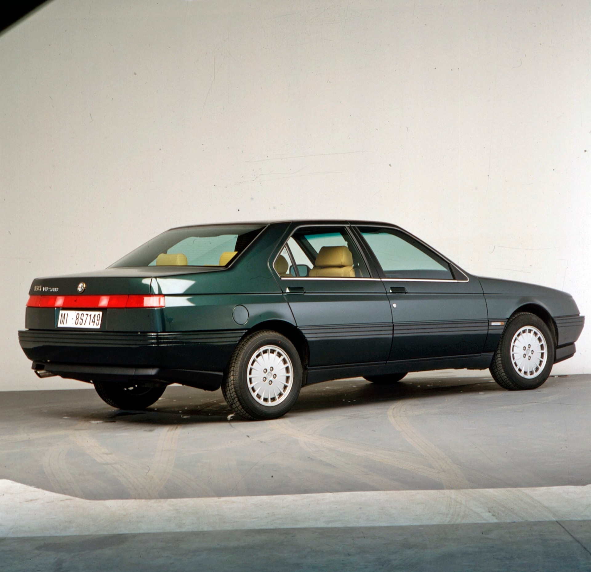 Alfa Romeo 164 2.0 turbo e V6 turbo: che differenza tra i 2 litri ...