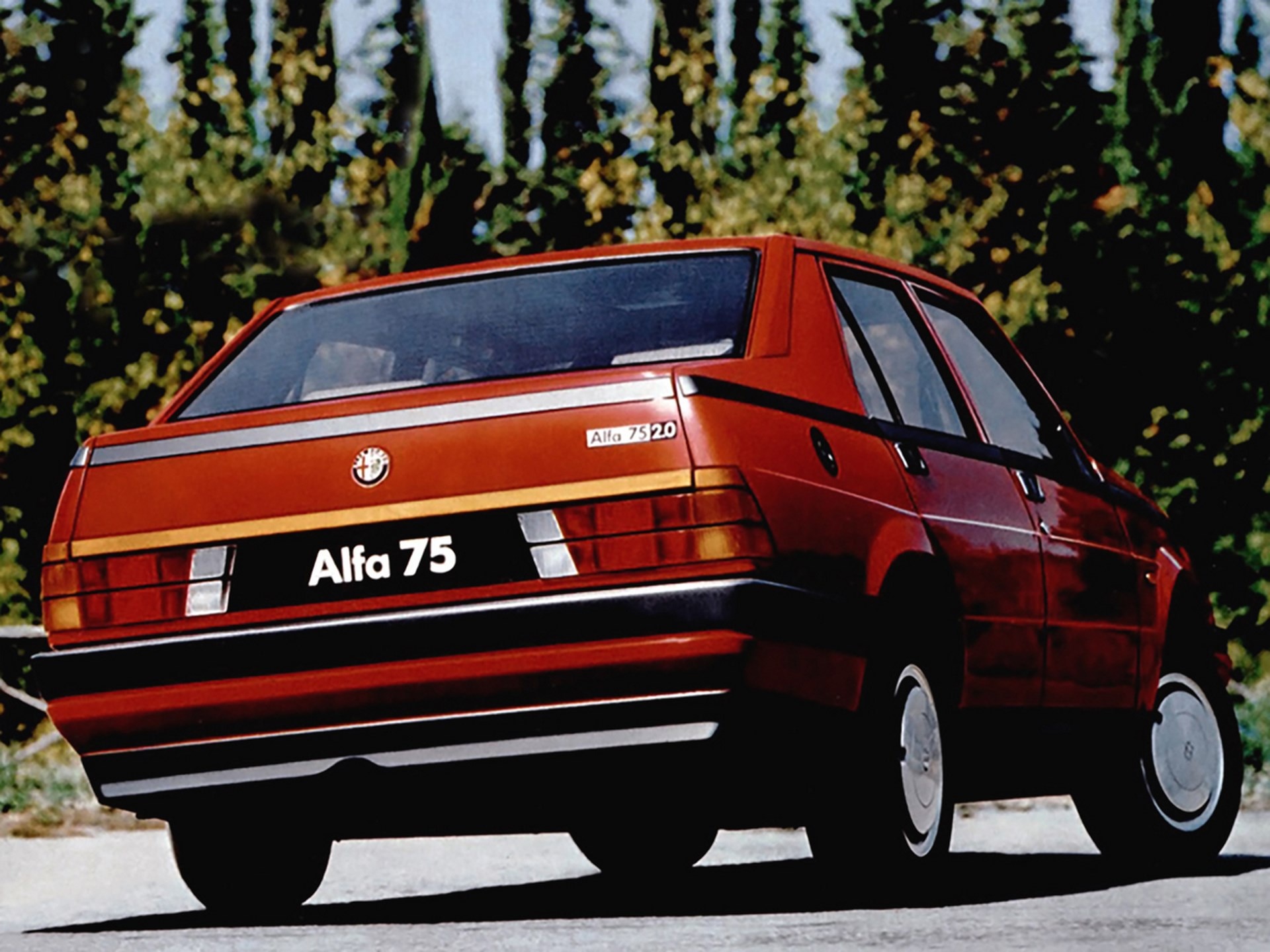 Alfa Romeo 75: è lei l'ultima vera Alfa? - Ruoteclassiche