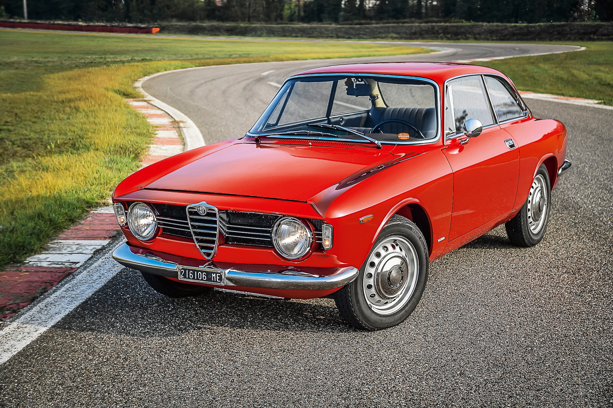 Alfa Romeo Giulia Sprint GT, la rubacuori - Ruoteclassiche