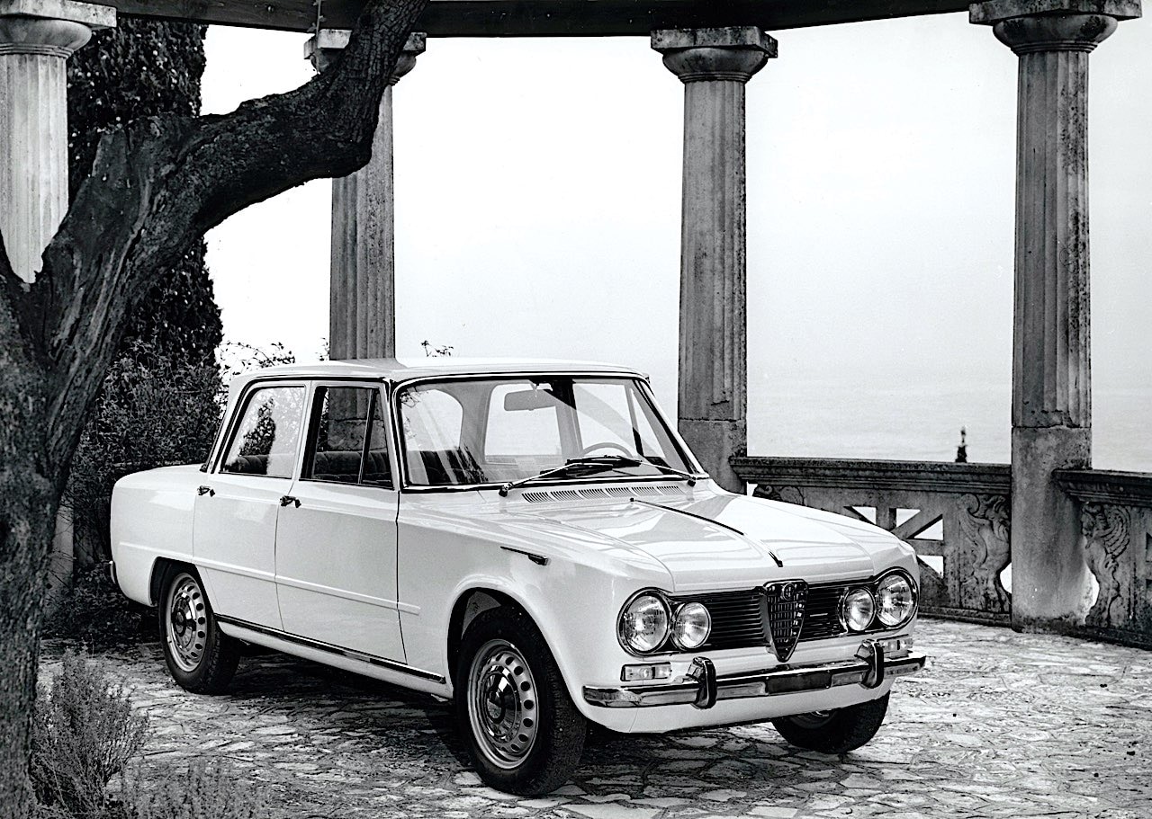 Alfa Romeo: una Giulia… Super - Ruoteclassiche