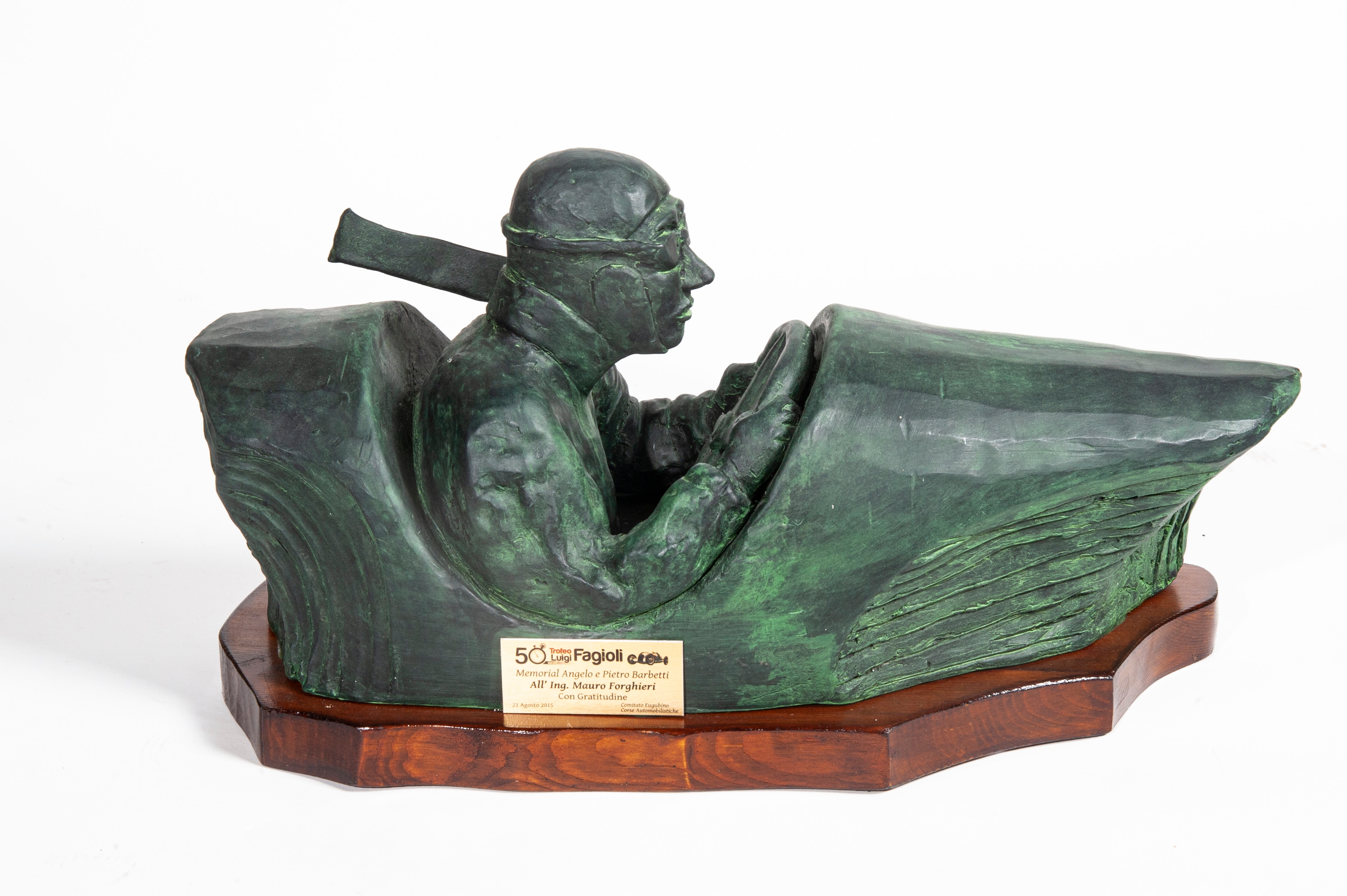 All'asta il 27 maggio 114 lotti di automobilia e di arredi appartenuti ...