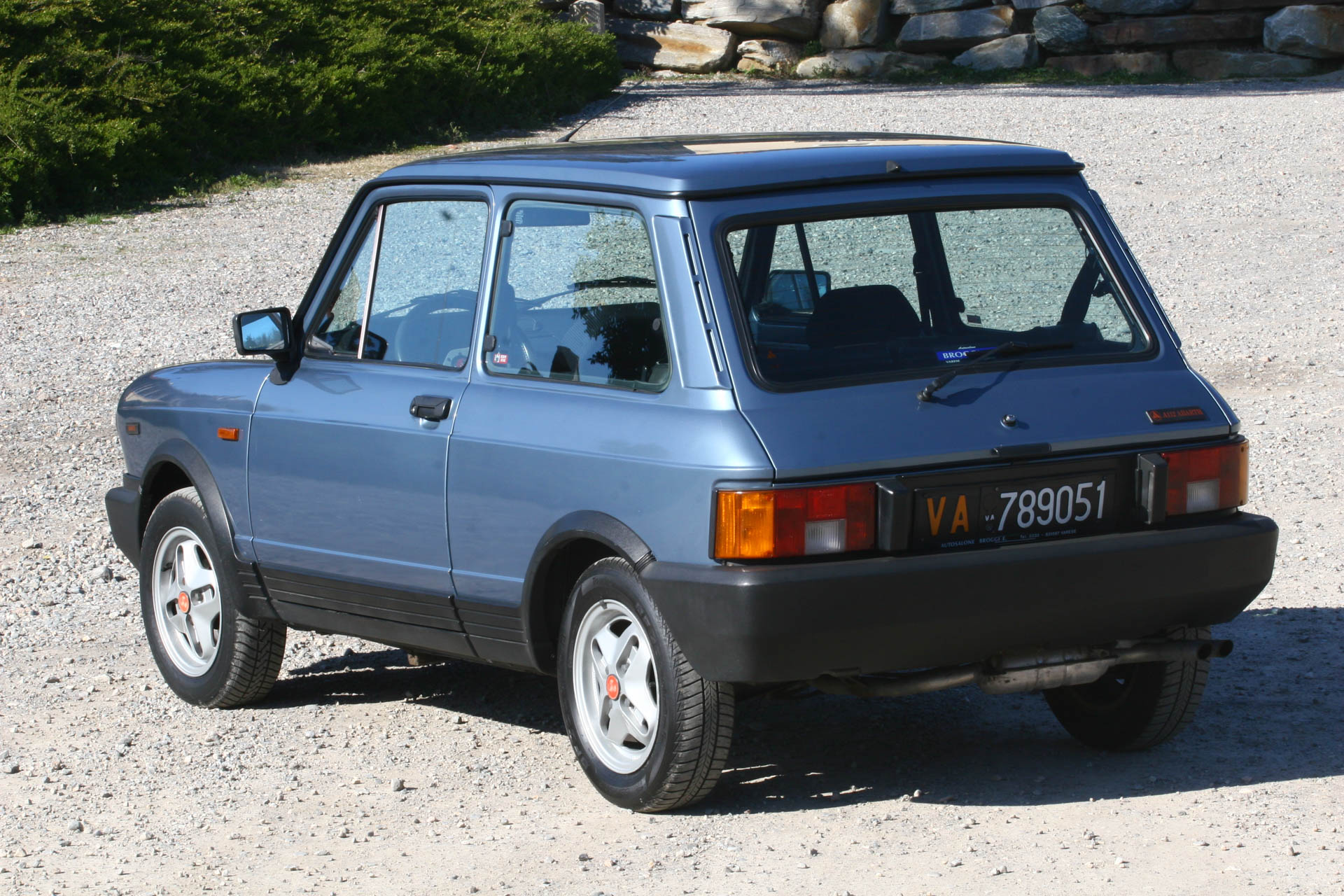 A112 Abarth: i cinquant’anni della scorpioncina Autobianchi ...