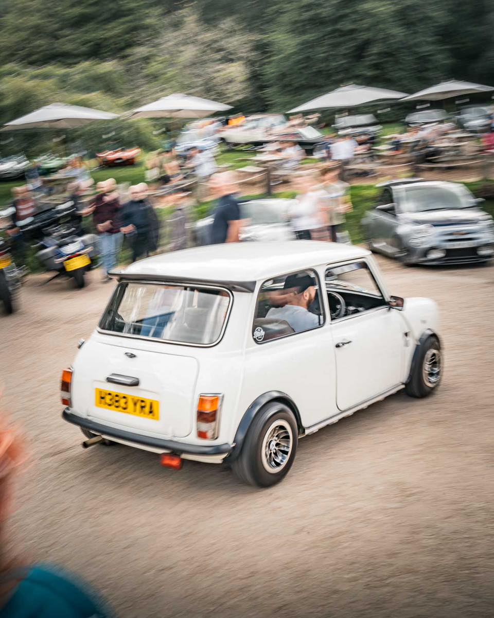 Inaugurato The Hut: Caffeine&Machine apre a un passo da Goodwood ...