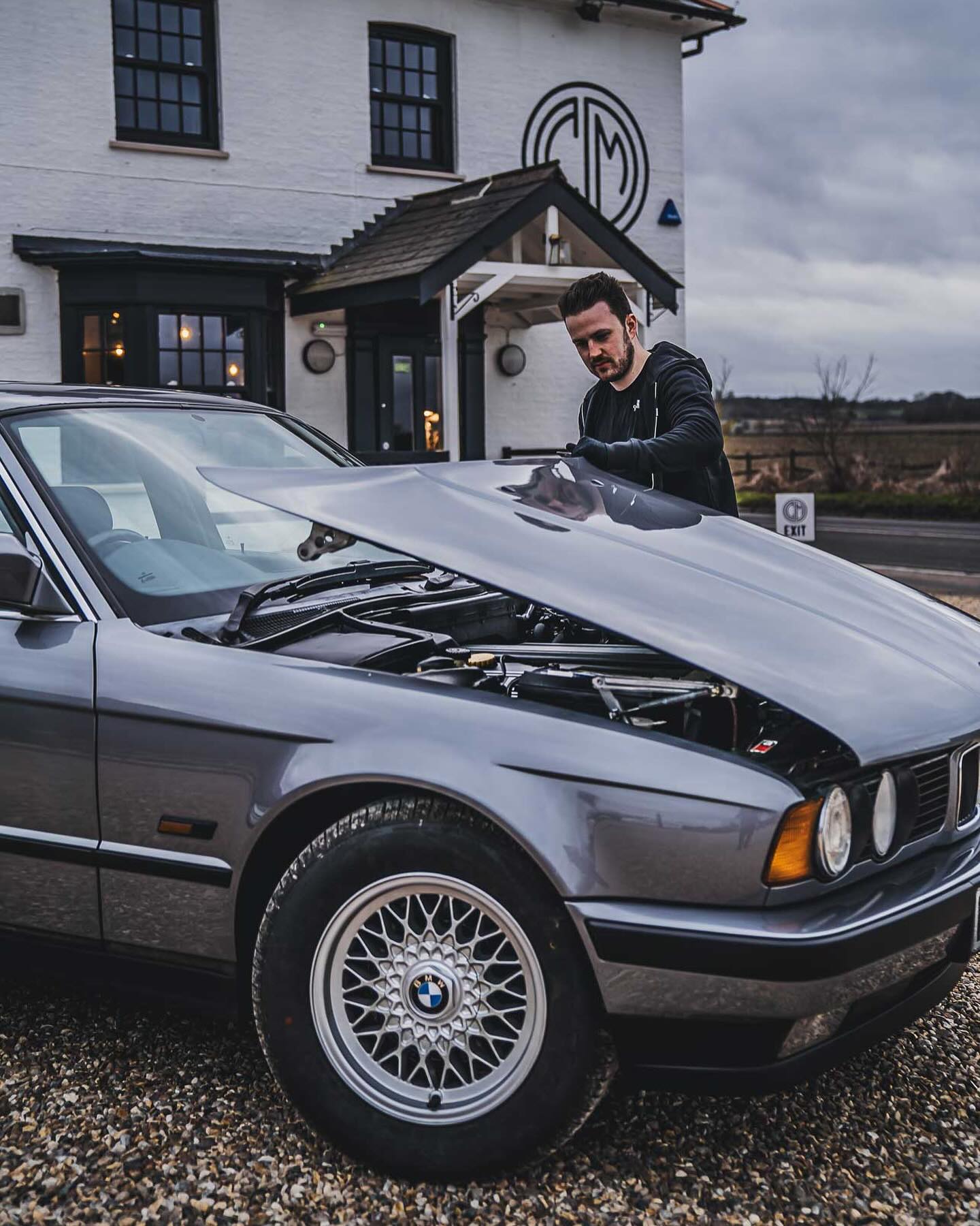 Inaugurato The Hut: Caffeine&Machine apre a un passo da Goodwood ...