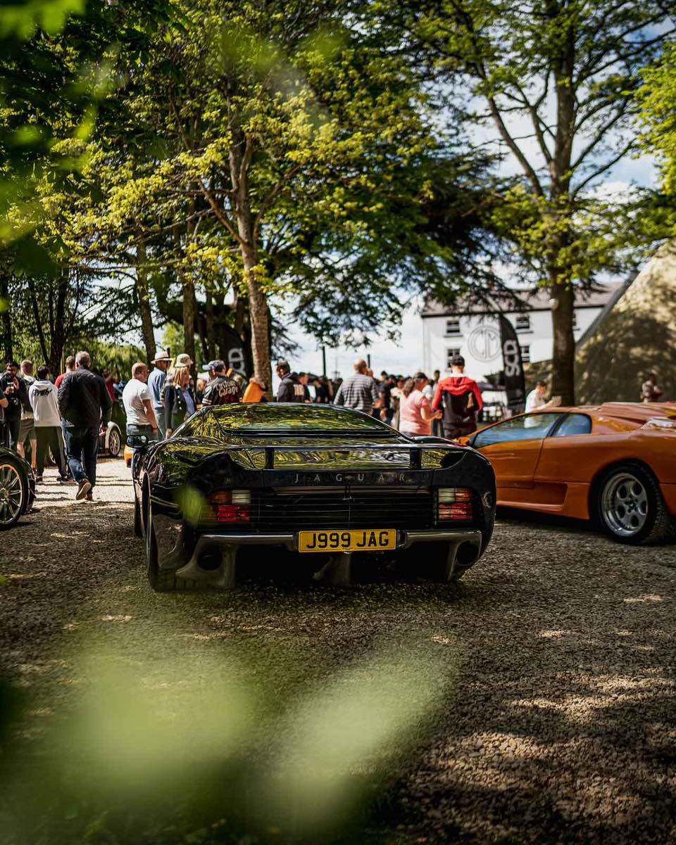 Inaugurato The Hut: Caffeine&Machine apre a un passo da Goodwood ...