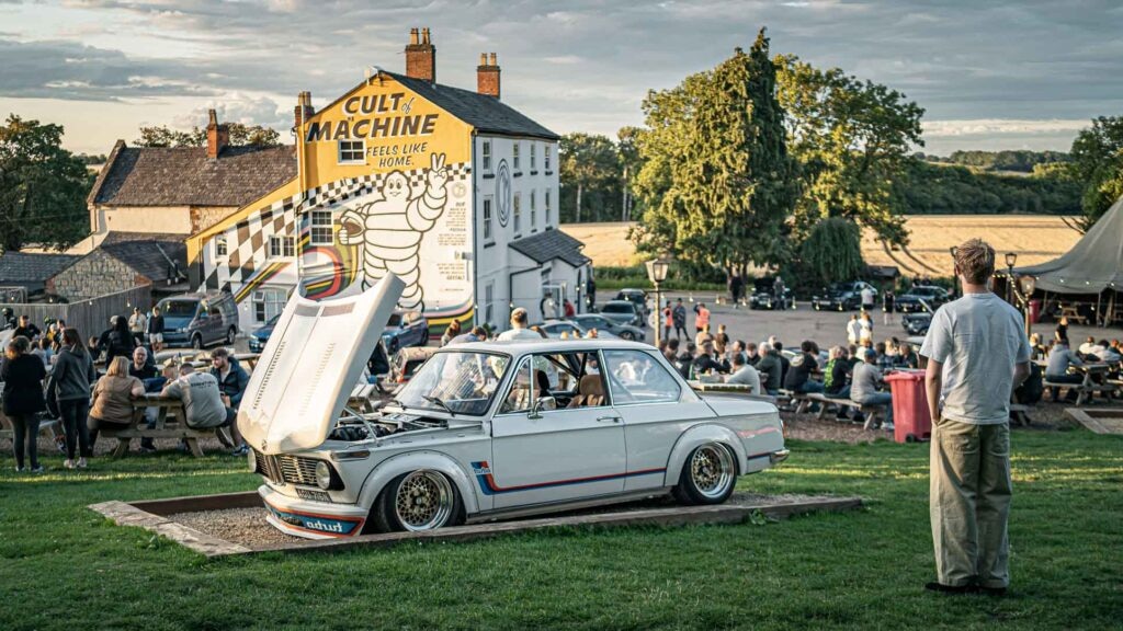 Inaugurato The Hut: Caffeine&Machine apre a un passo da Goodwood ...