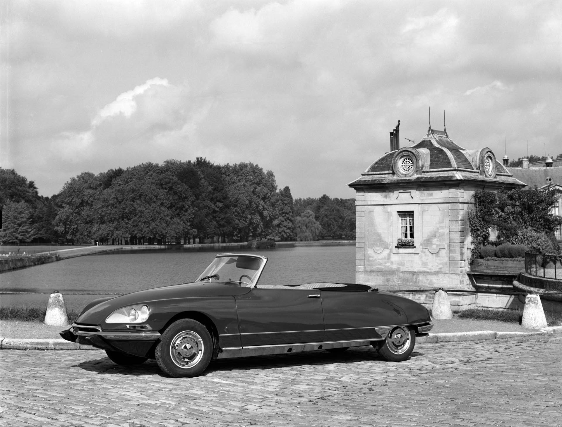 Citroën DS cabriolet: sessant'anni e neanche una ruga - Ruoteclassiche