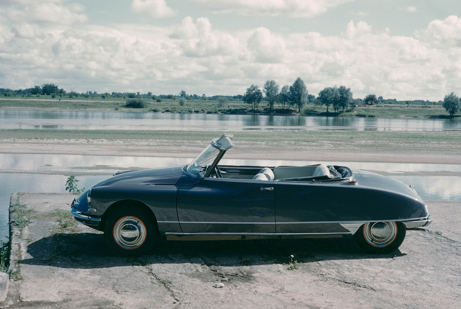 Citroën DS cabriolet: sessant'anni e neanche una ruga - Ruoteclassiche