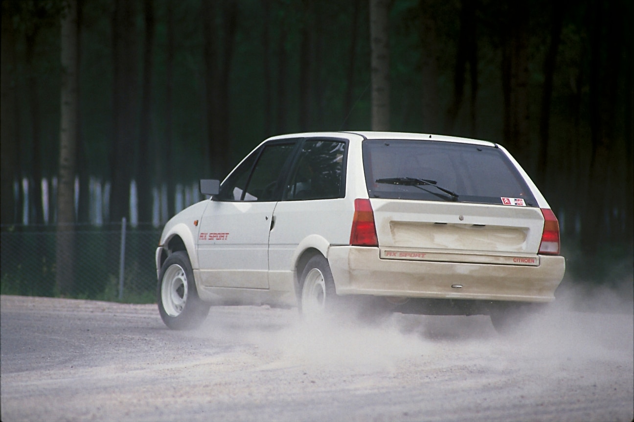 Piccole bombe francesi - Citroën AX Sport, GT e GTI: tre modi di essere ...
