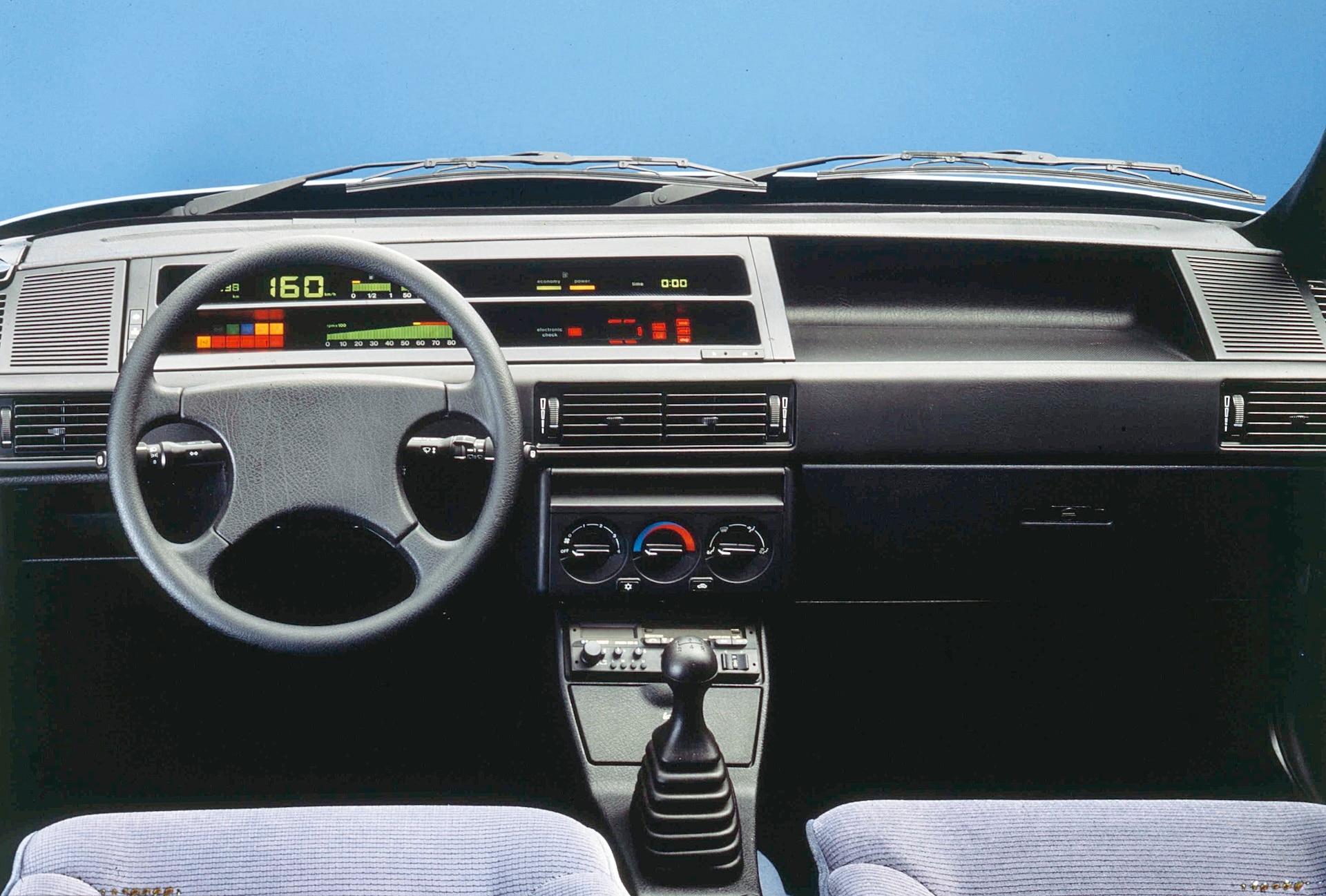 Cruscotti digitali: il meglio della fantasia Anni 80 - Ruoteclassiche