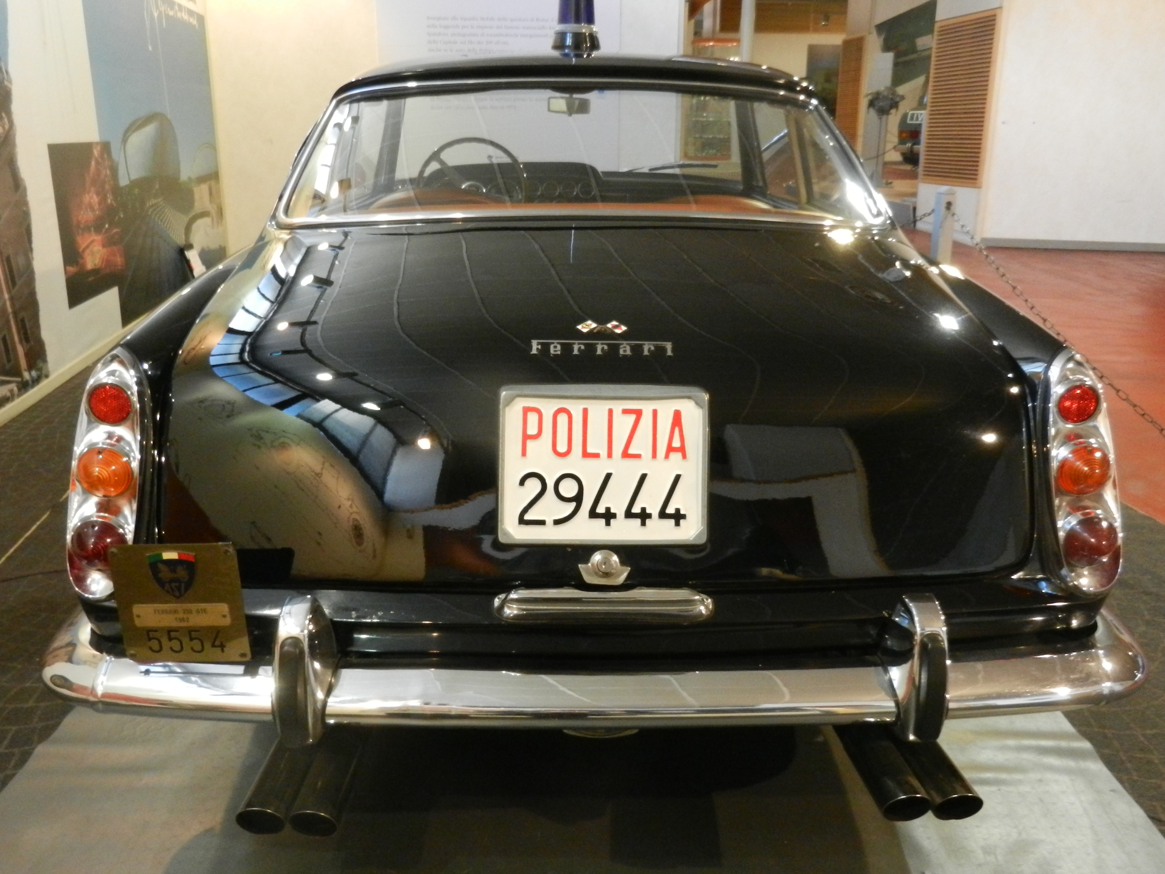 L’incredibile storia della Ferrari 250 GTE della Polizia - Ruoteclassiche