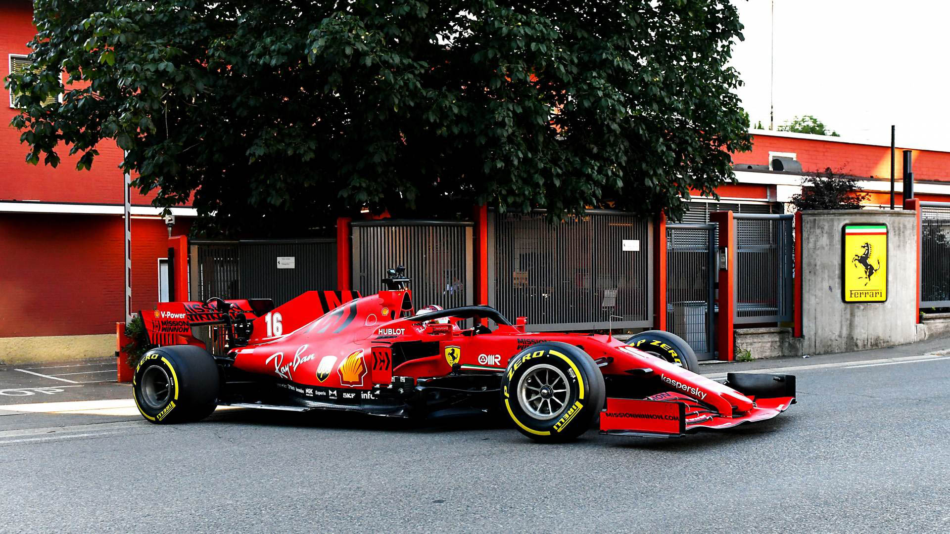 Ferrari SF1000: il Cavallino celebra i suoi 1000 Gran Premi ...