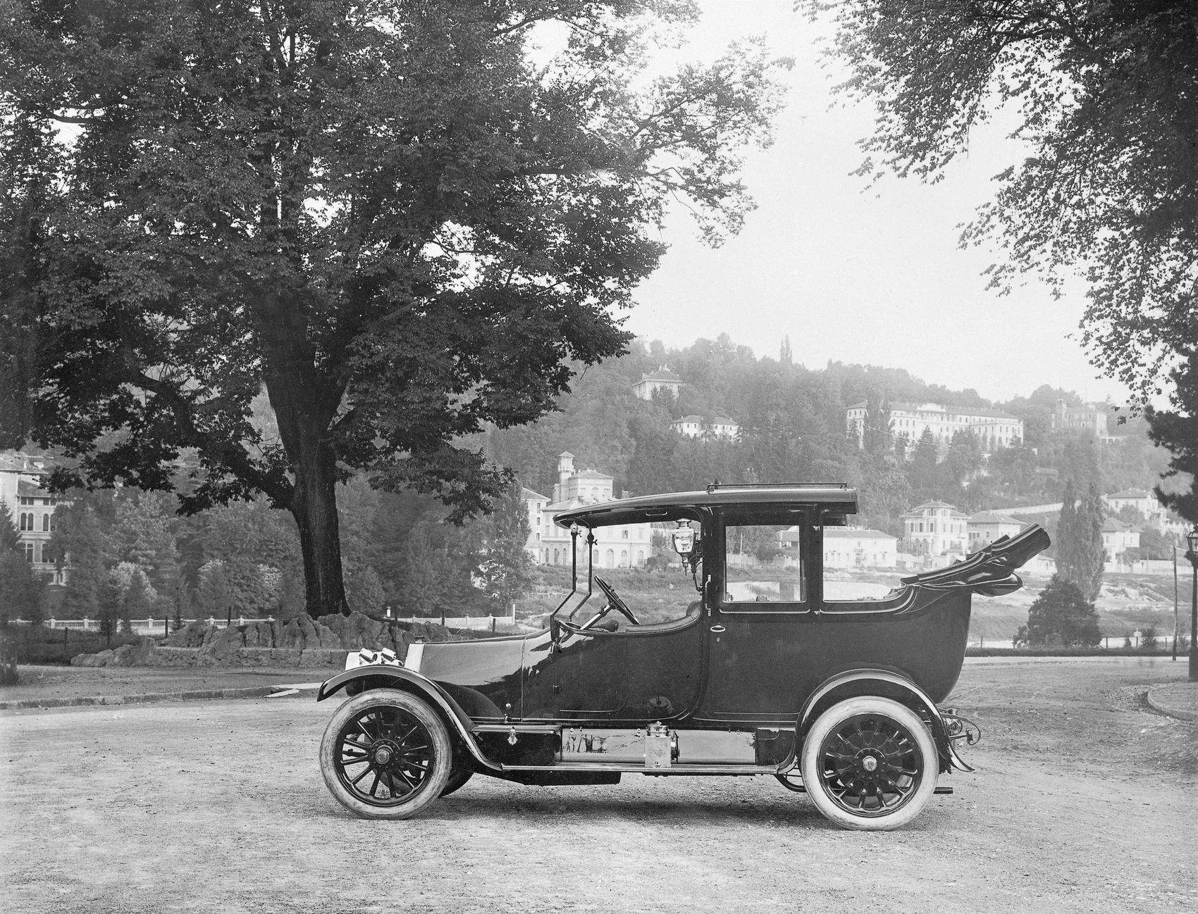 Fiat, dalla Tipo Zero 1908 alla Tipo 2015, oltre un secolo di berline ...
