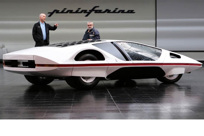 Un francobollo celebra i 90 anni della Pininfarina - Ruoteclassiche