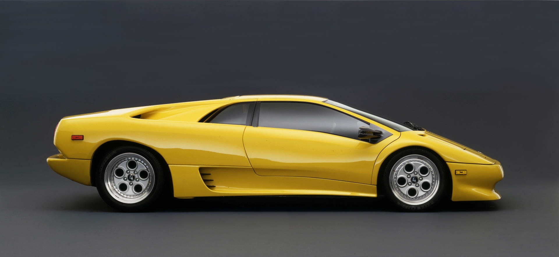 Lamborghini Diablo: i 30 anni della belva di Sant'Agata - Ruoteclassiche