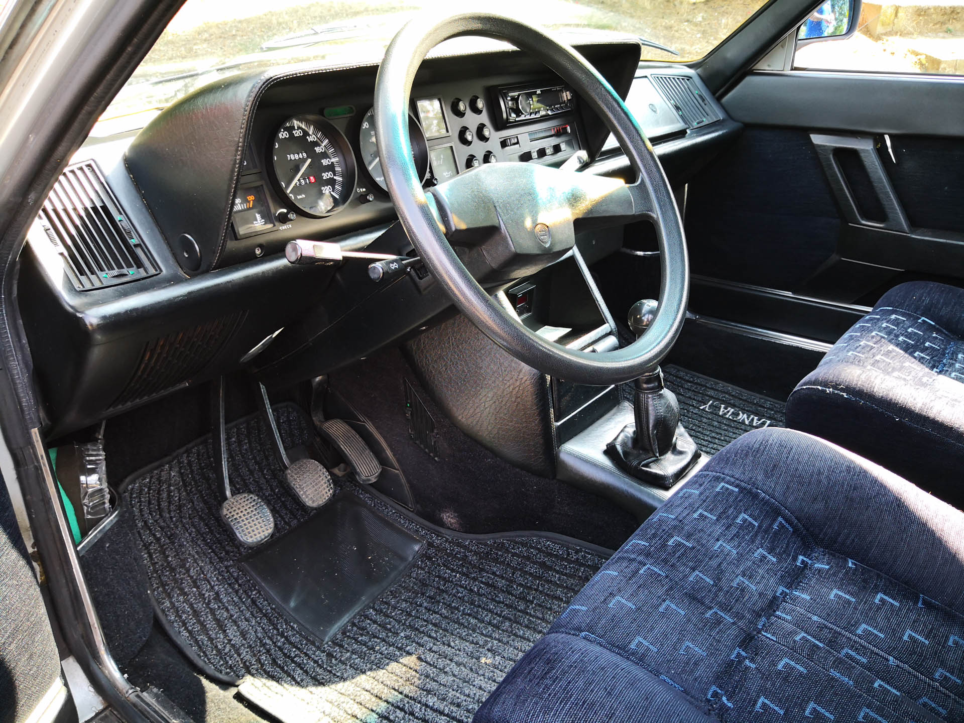 Lancia Gamma 2500 I.E.: 2500 chilometri in prima classe (parte 1 ...