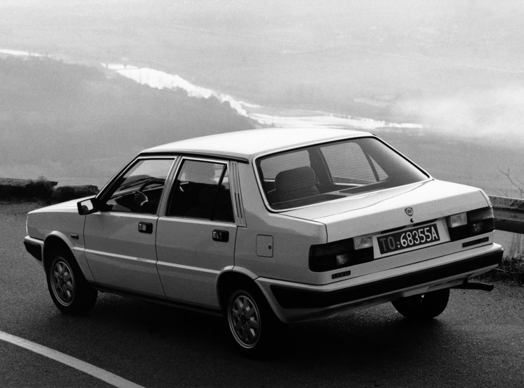 Lancia Prisma, una compatta in abito lungo - Ruoteclassiche