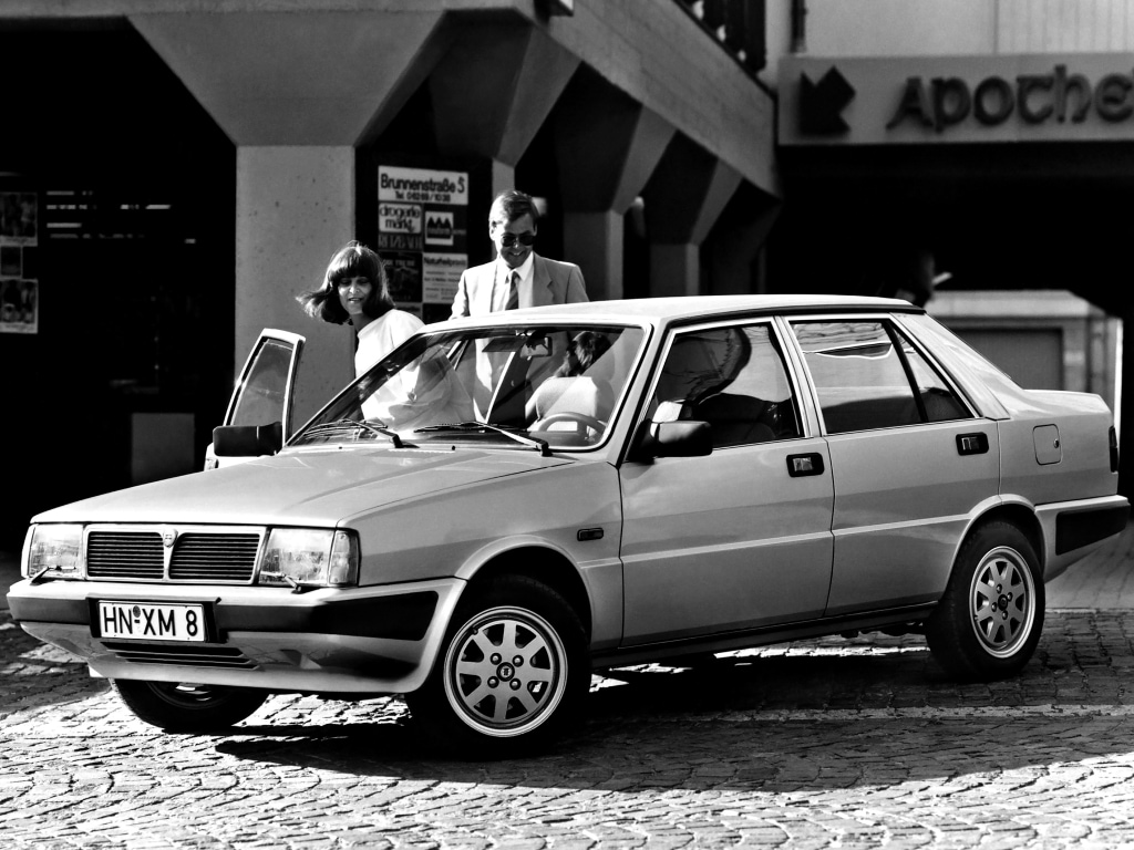 Lancia Prisma, una compatta in abito lungo - Ruoteclassiche