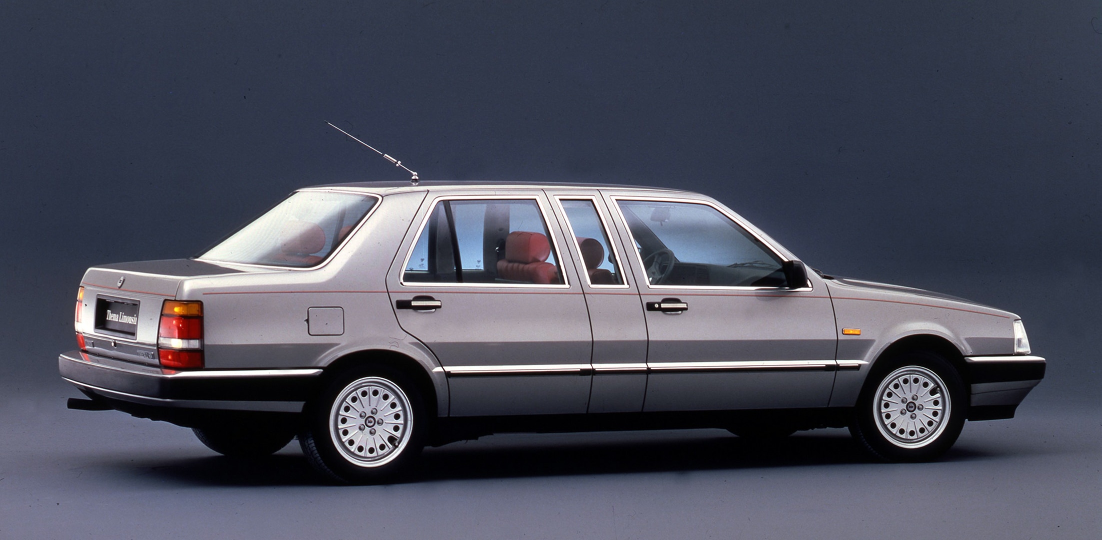 Lancia Thema, viaggio in prima classe sulle "speciali" - Ruoteclassiche