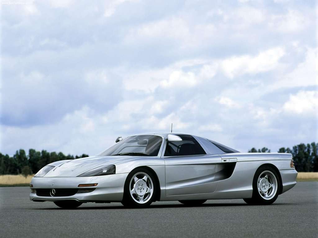 Mercedes-Benz C112, la supersportiva che guardava al futuro ...