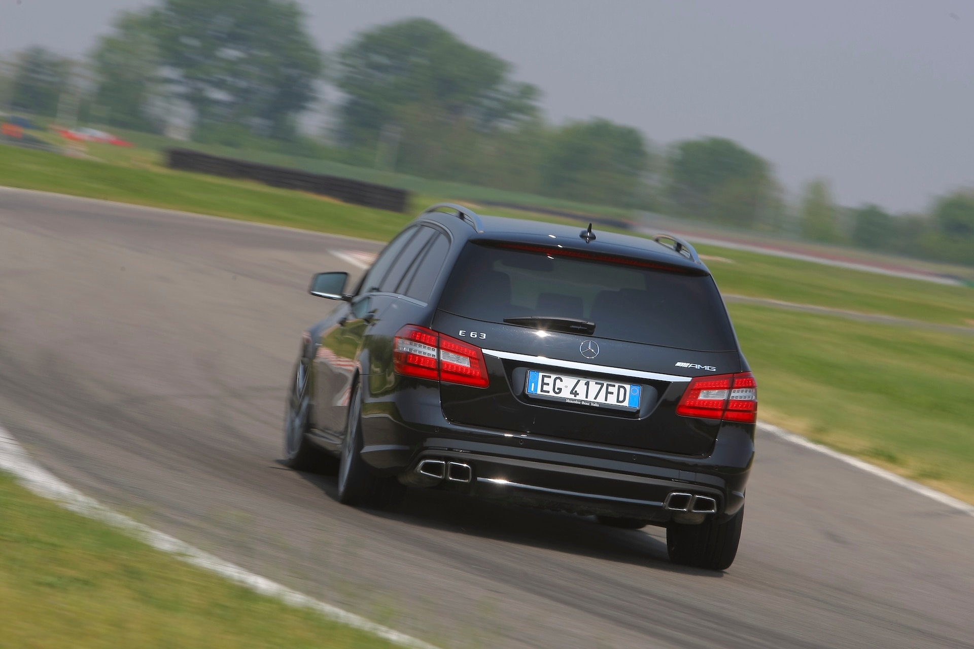 Mercedes-Benz E63 AMG Station Wagon W211 - Ruoteclassiche