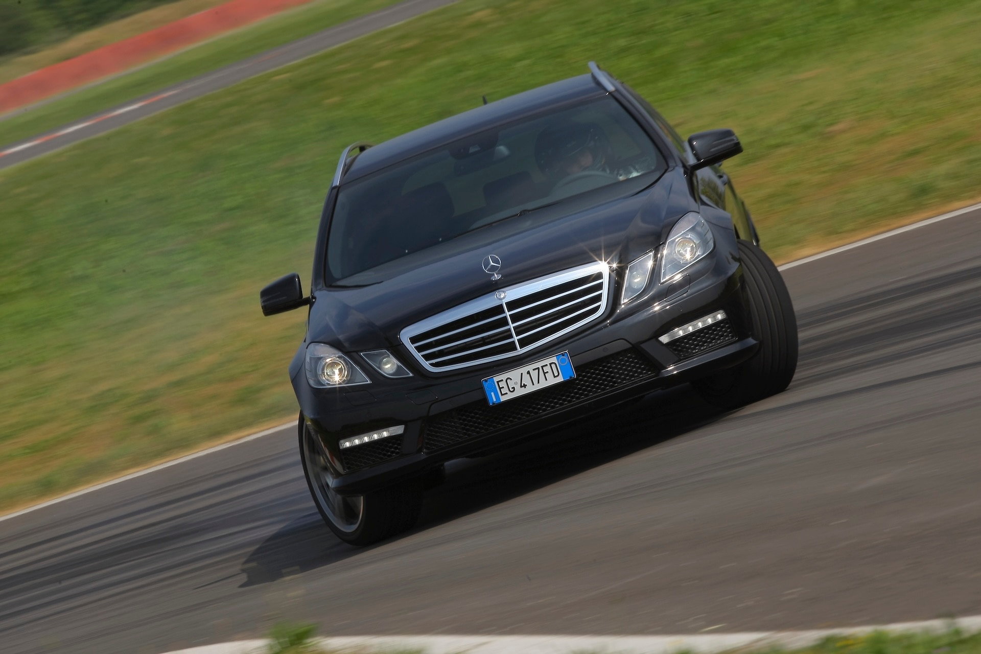 Mercedes-Benz E63 AMG Station Wagon W211 - Ruoteclassiche