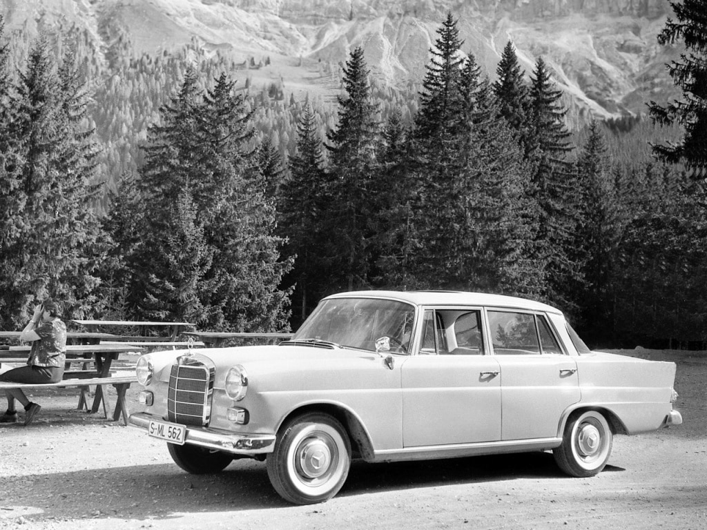 Mercedes-Benz W110: colpo di coda - Ruoteclassiche