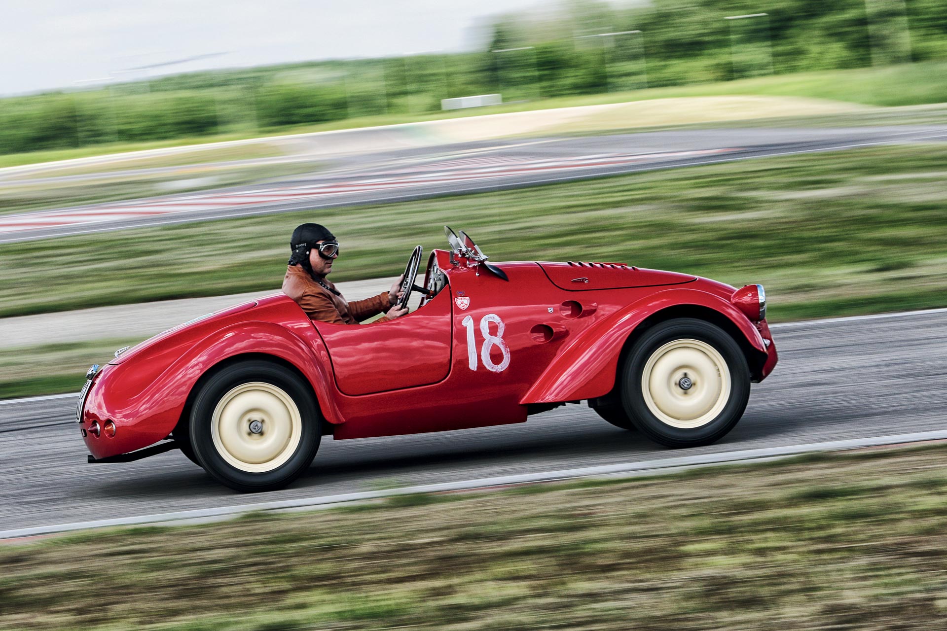 Moretti 750 Sport: straordinaria per elasticità e robustezza ...