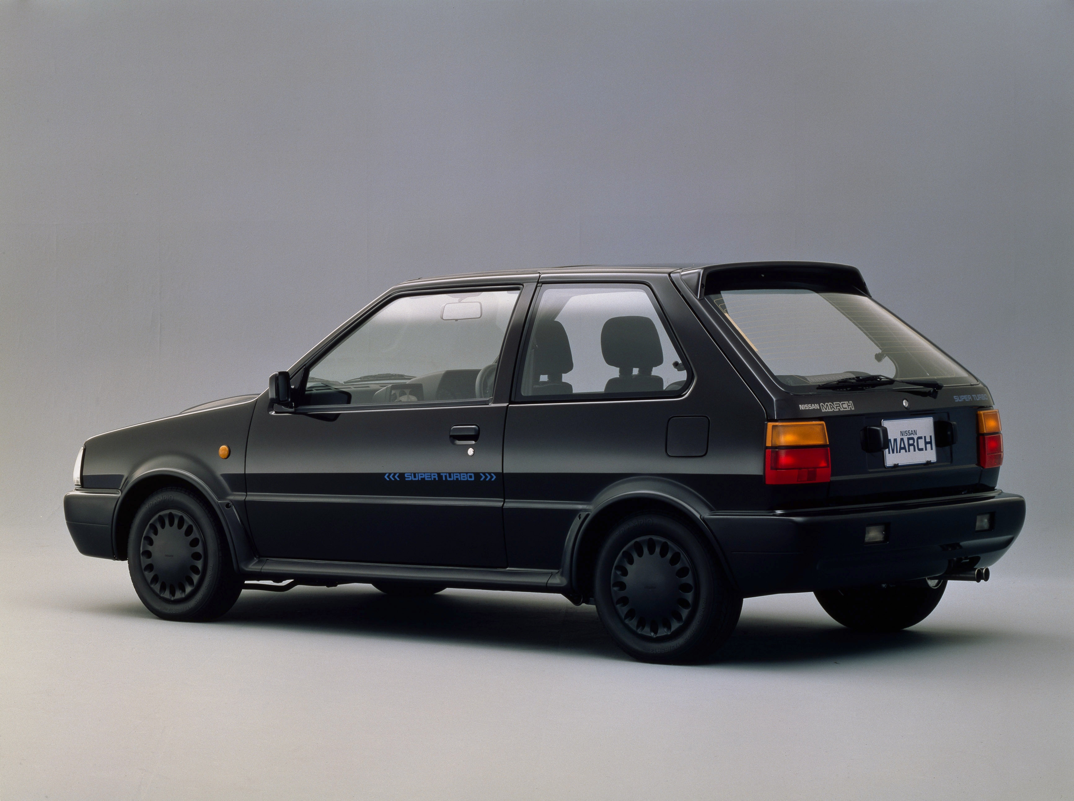 Piccole bombe giapponesi: Nissan March Super Turbo (1988) - Ruoteclassiche