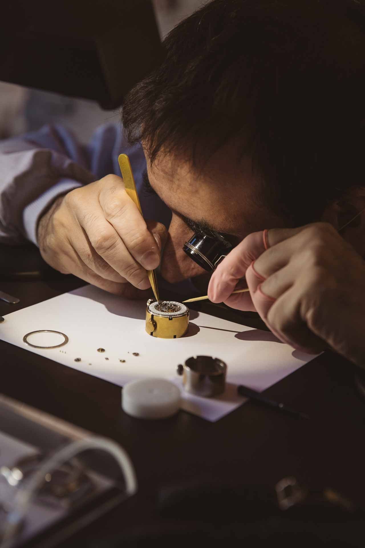 Patek Philippe incontra la Collezione Righini: il tempo della bellezza ...