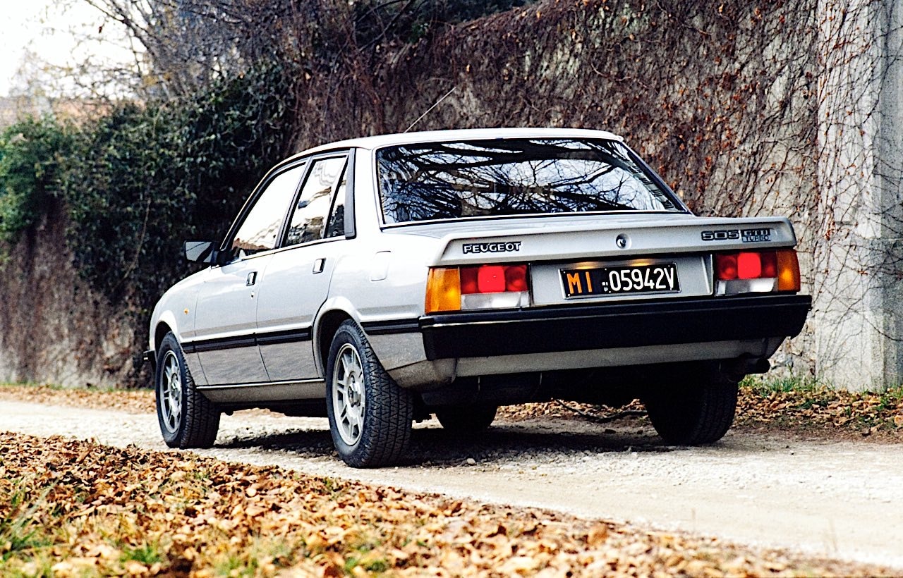 Peugeot 505 turbodiesel: la berlina che corse nei rally - Ruoteclassiche