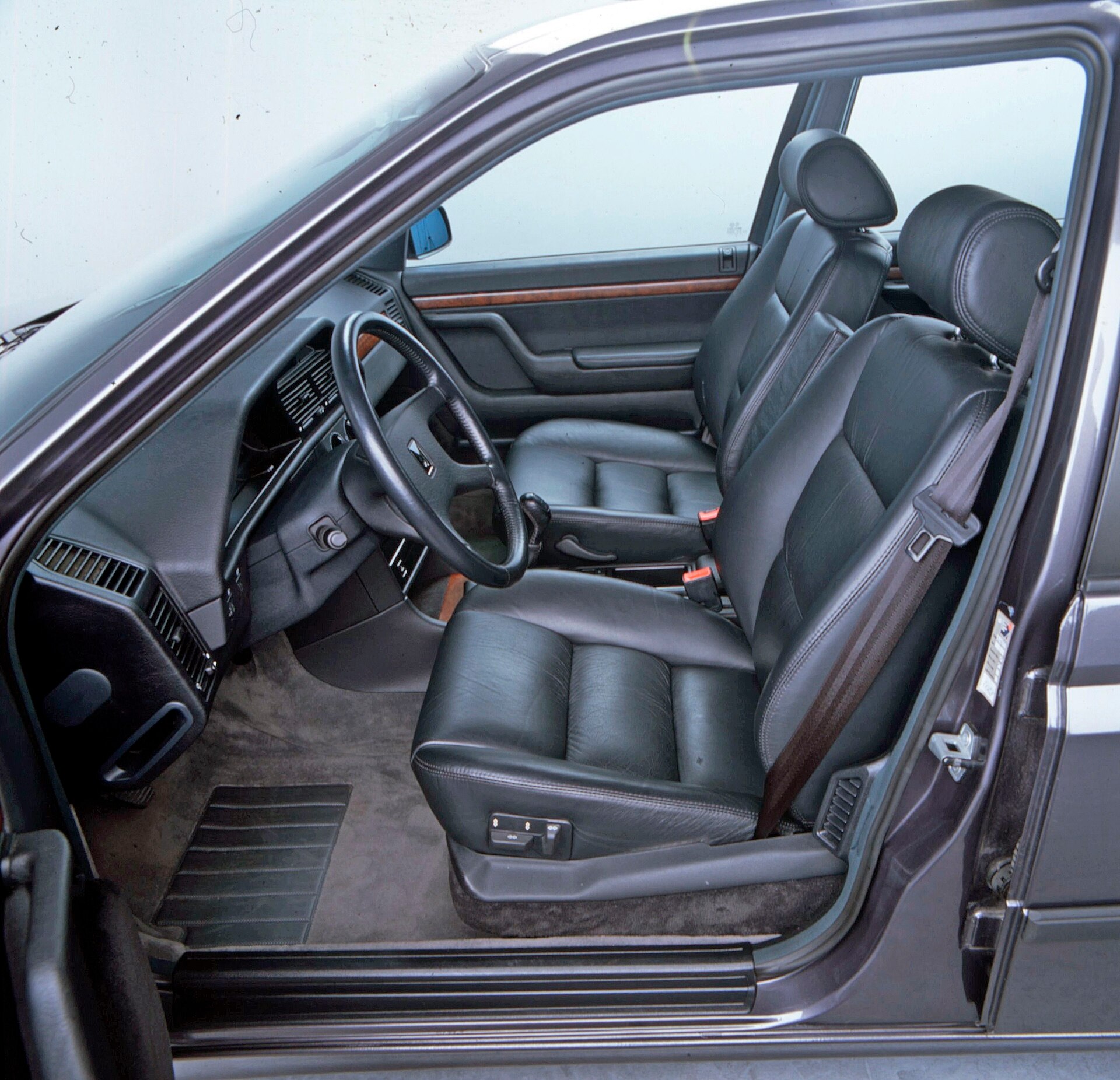 Peugeot 605 3.0 24V SV: discreta, ma veloce - Ruoteclassiche