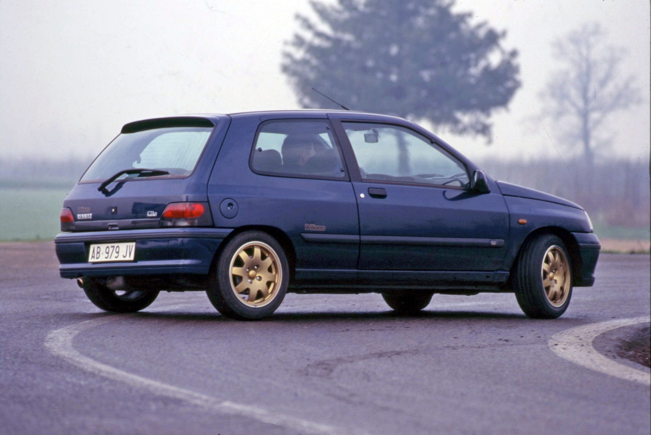 Piccole bombe francesi: Renault Clio Williams, icona anni ’90 ...