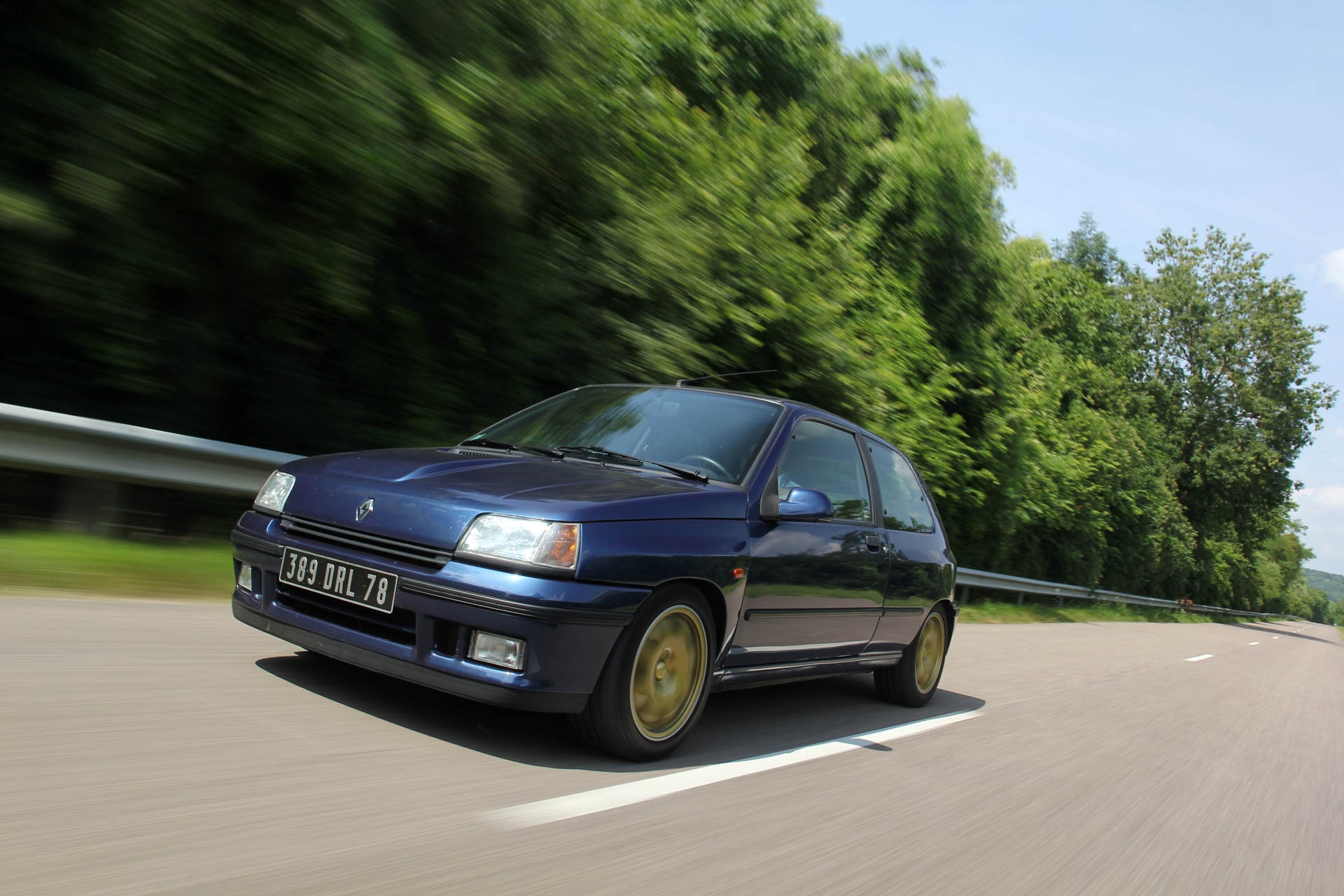 Renault Clio Williams: la francese più amata dagli italiani ...