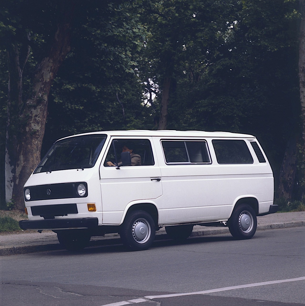 Volkswagen T3, versatilità e spazio a volontà! - Ruoteclassiche