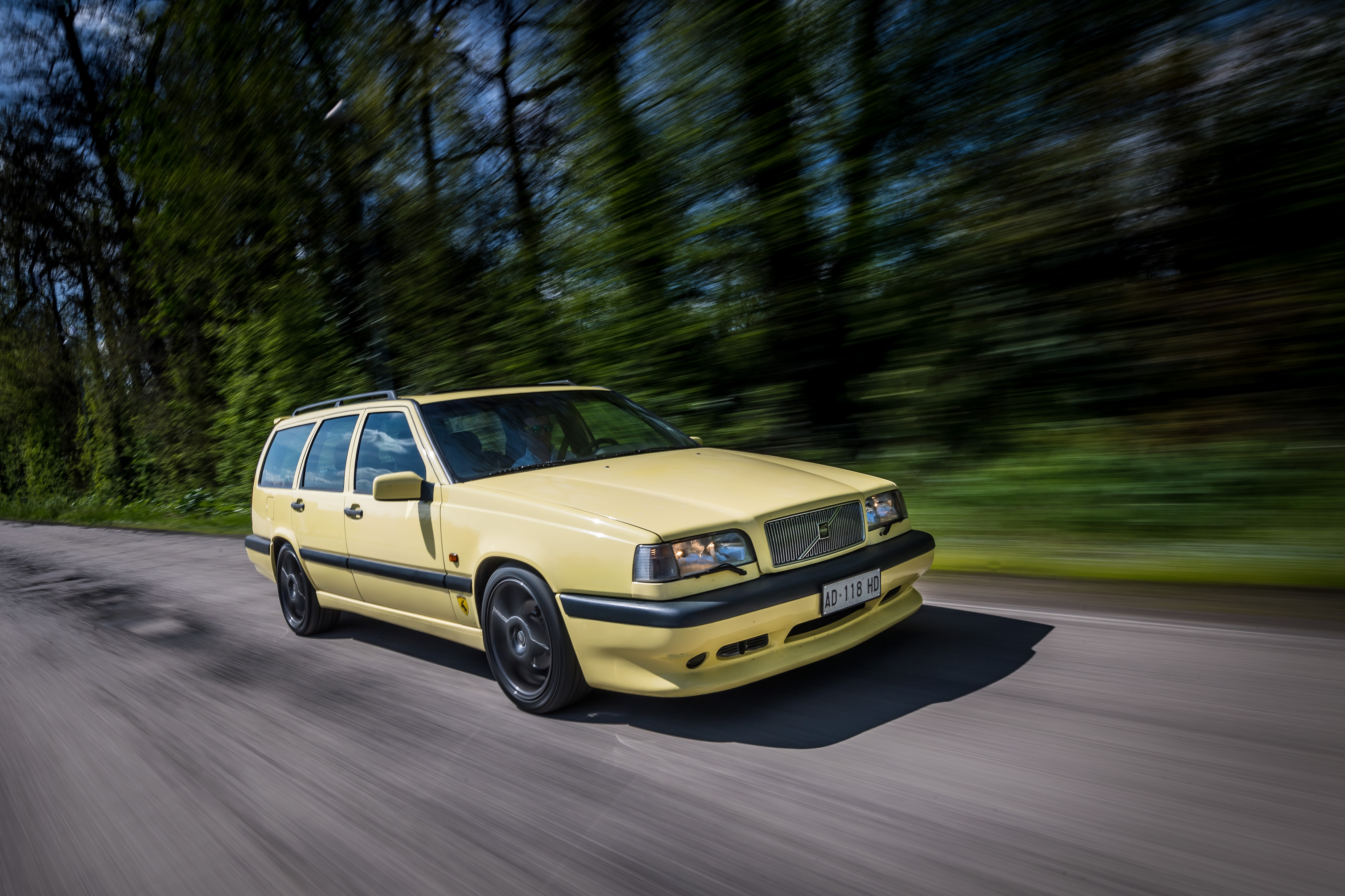 Nordiche da viaggio: Volvo 850 T-5, il vagone da corsa - Ruoteclassiche