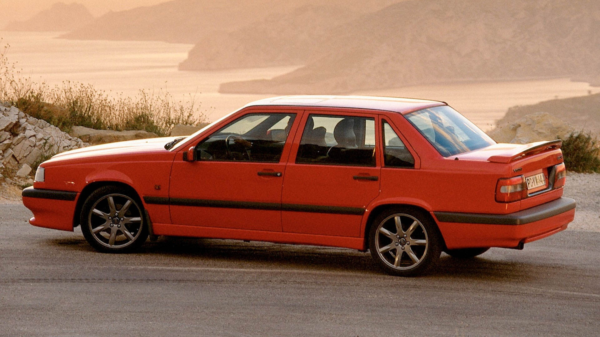 Volvo 850 T5-R e 850R: ghiaccio bollente - Ruoteclassiche