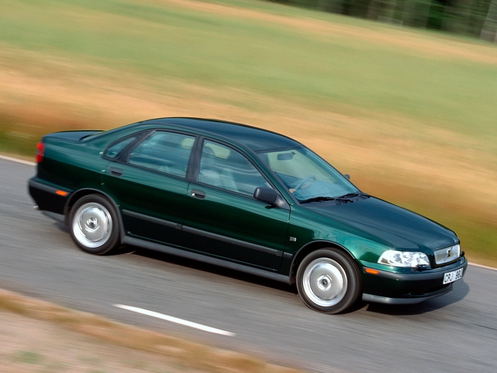 Nordiche da viaggio: Volvo S40 T4, bella e pepata - Ruoteclassiche